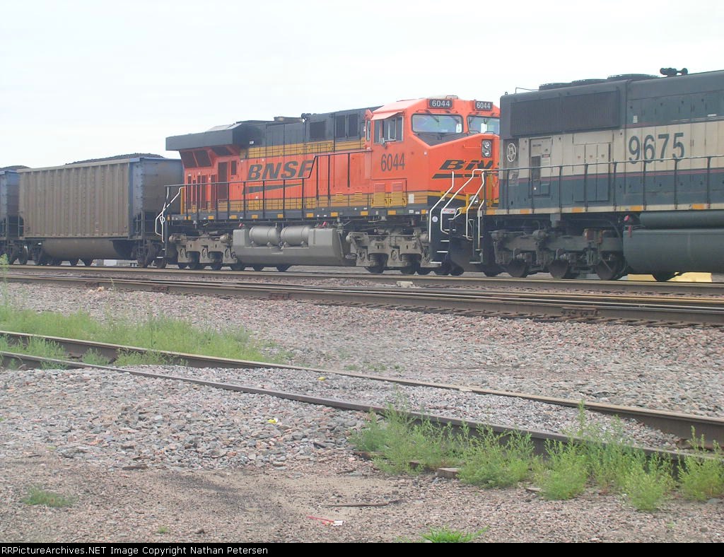 BNSF 6044